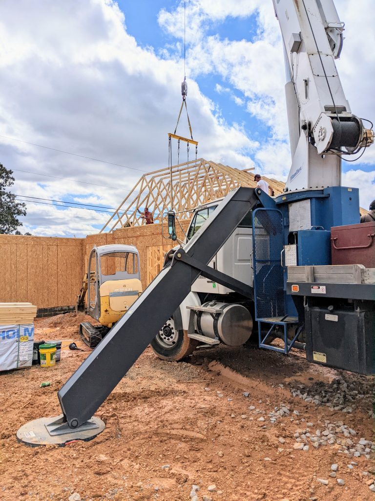 Crane Rental Service for Northwest Georgia - HOLDEN CRANE 💯